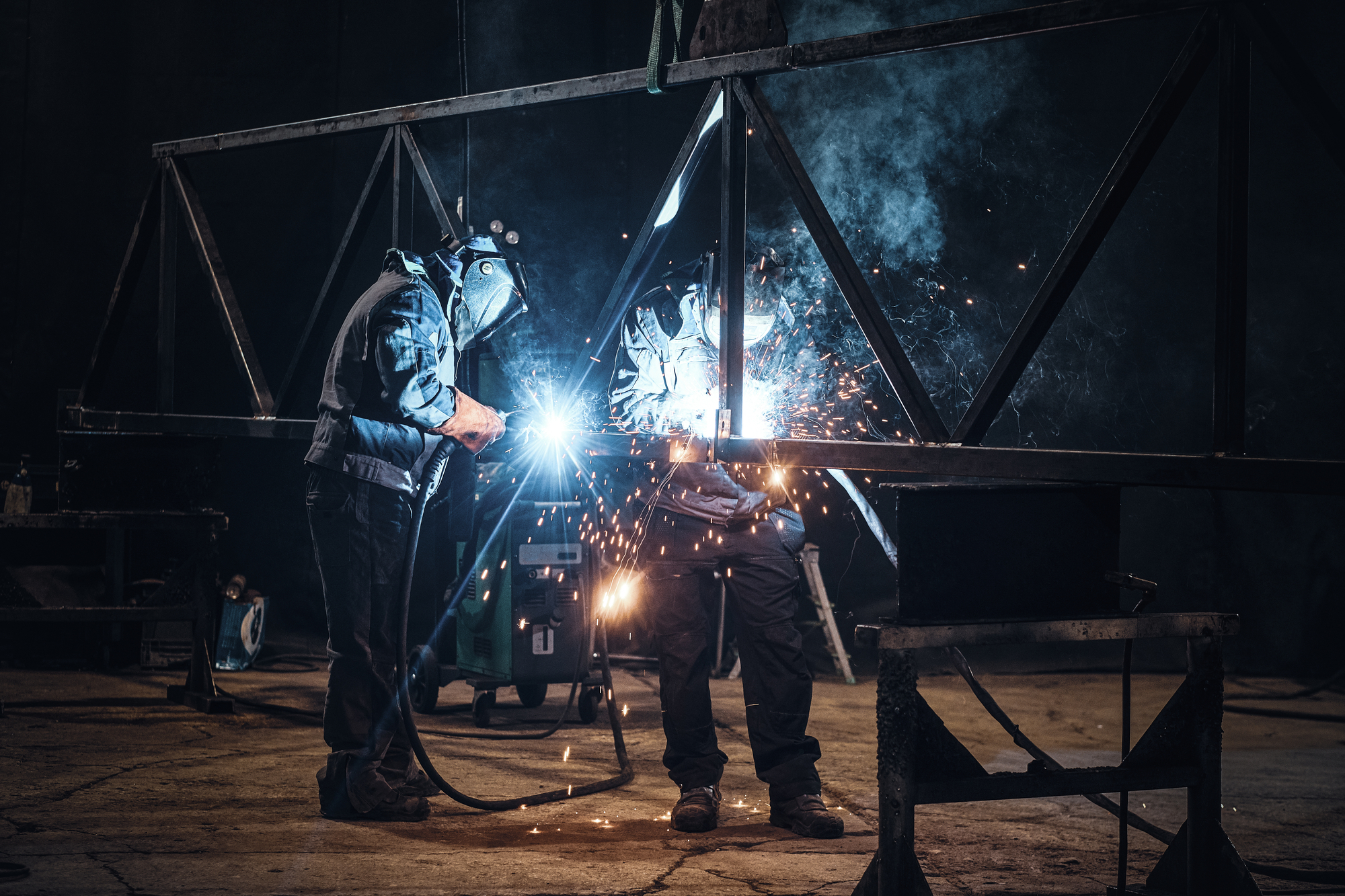 What are the types of PPE used in fabrication?
